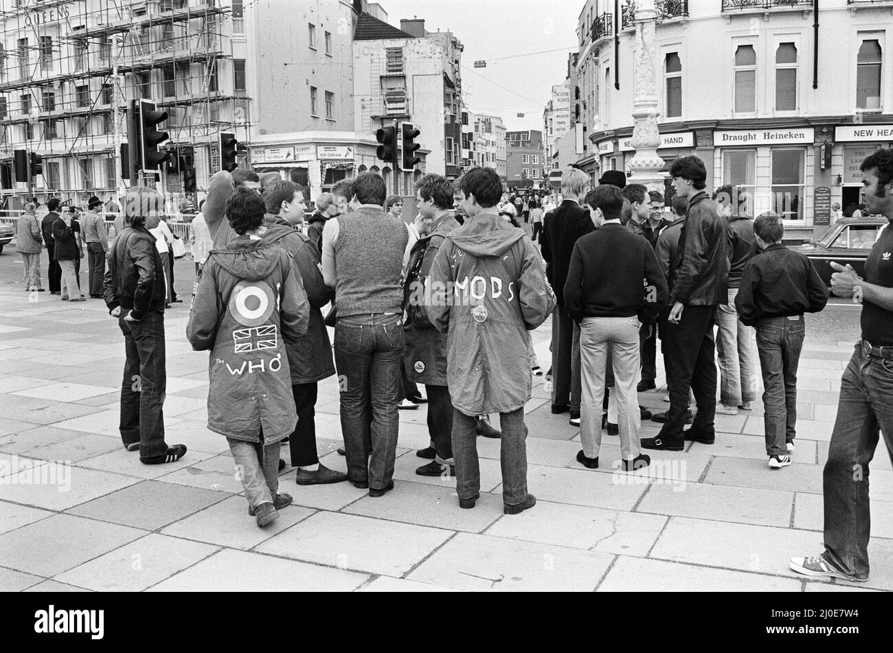 Mods, Brighton Beach, East Sussex, Monday 27th August 1979 Stock Photo ...