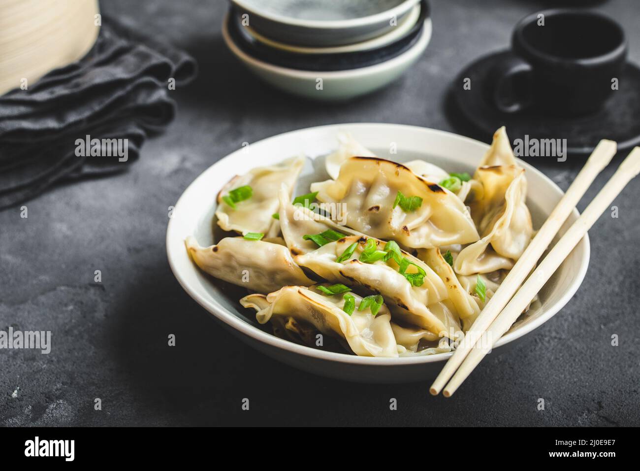 Boiled hot chinese dumplings hi-res stock photography and images - Alamy