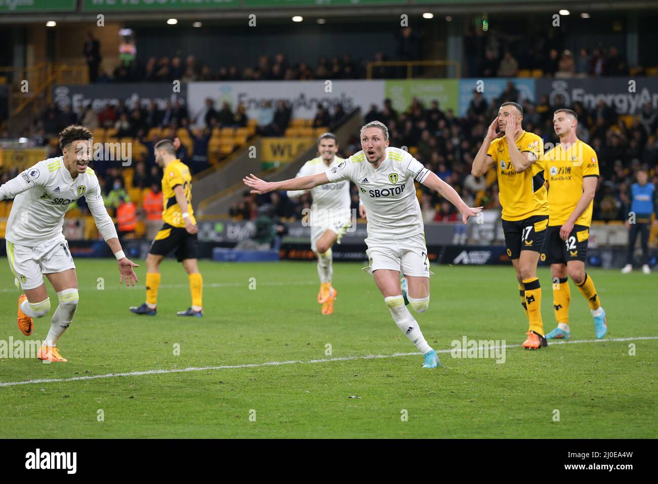 Luke ayling celebrates hi-res stock photography and images - Alamy