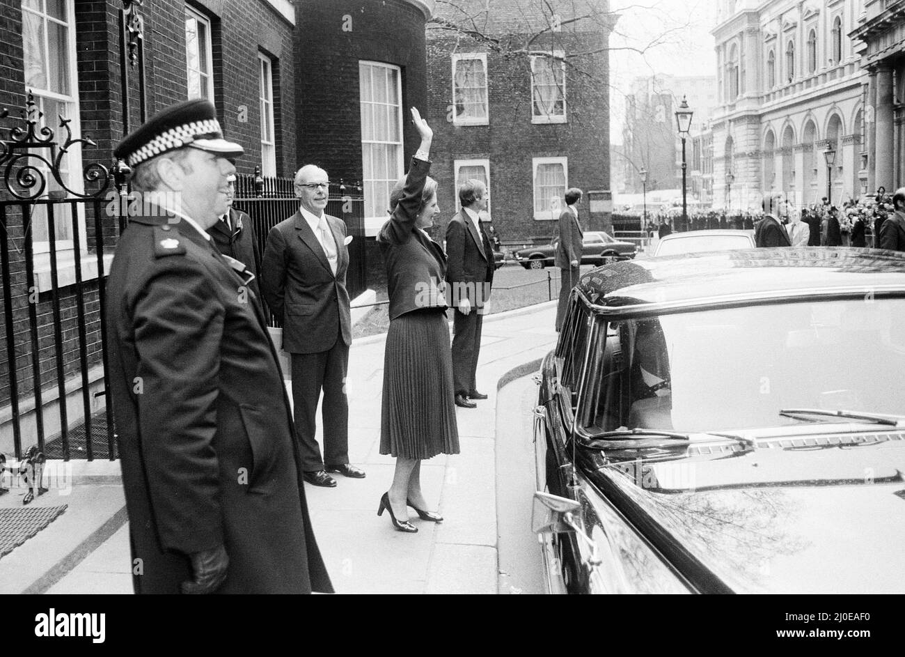 Margaret Thatcher enters Number 10 Downing Street after her historic ...