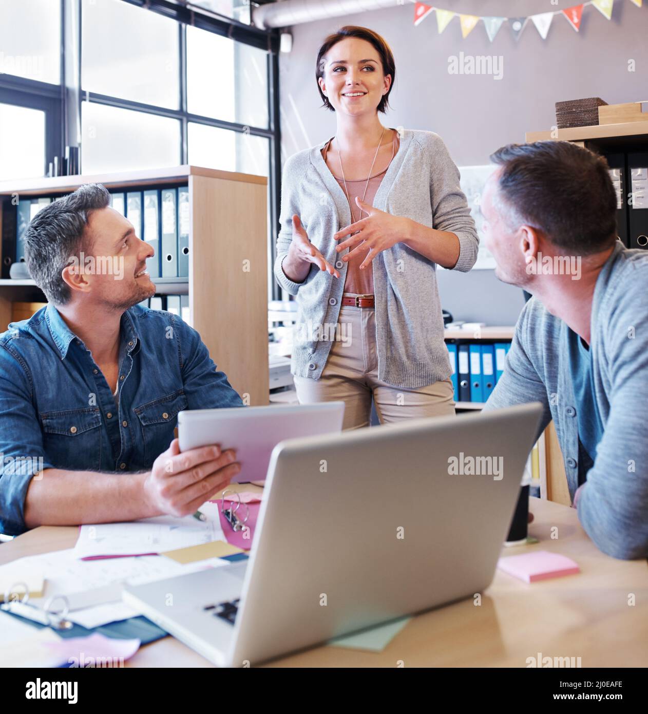 Coworkers network hi-res stock photography and images - Alamy