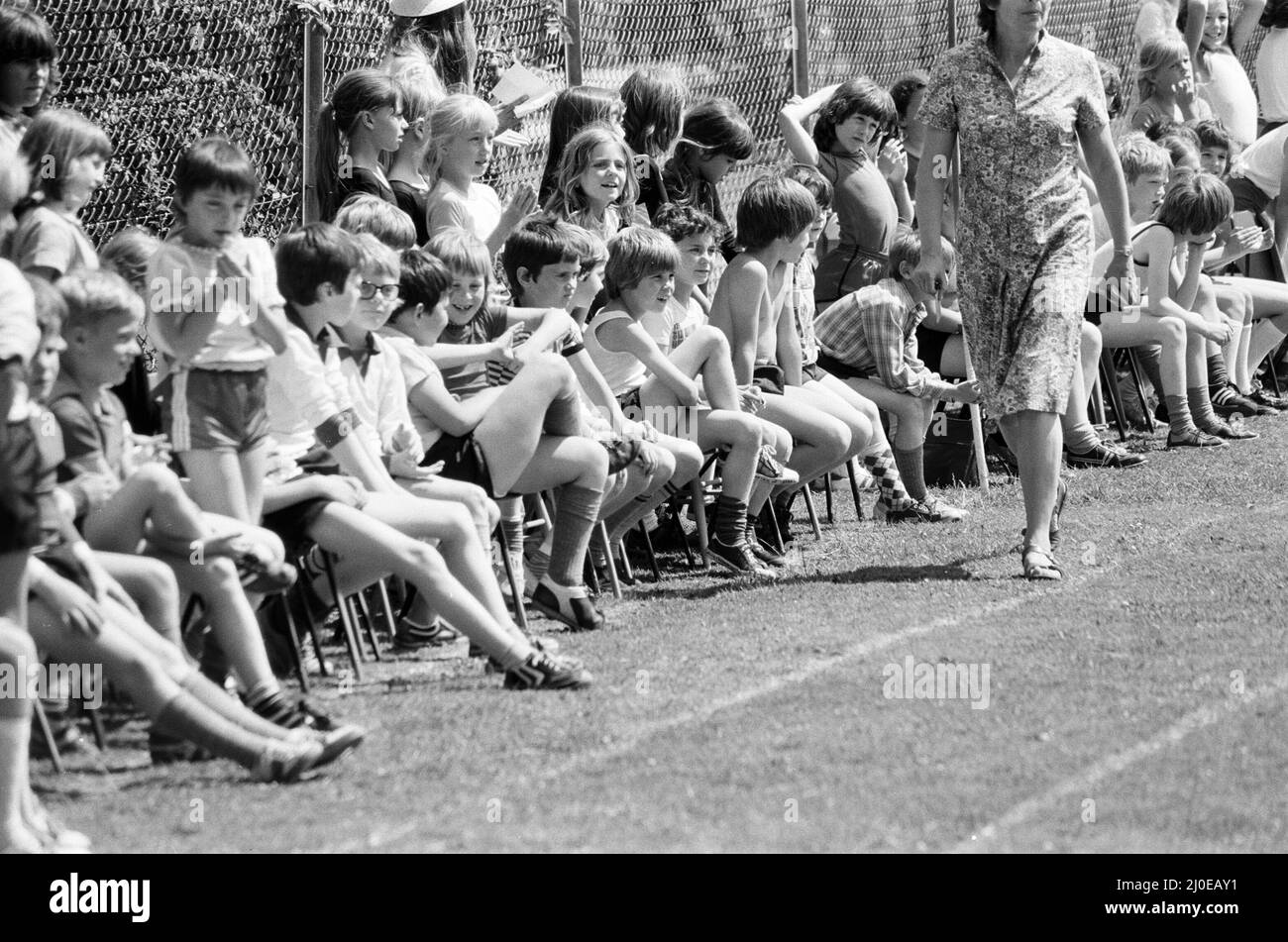 Sports Day at Keep Hatch Primary School, Wokingham, July 1980 Stock ...