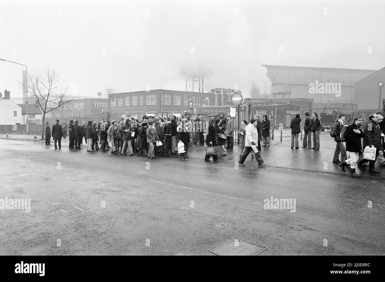 Round Oak Steelworks, Brierley Hill, West Midlands, 26th February 1980 ...