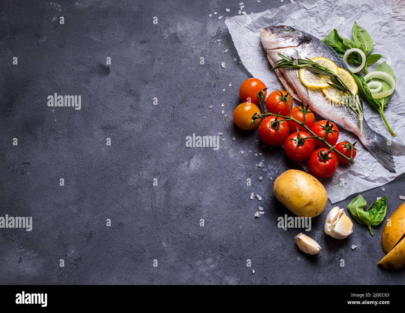 Fresh fish background Stock Photo - Alamy