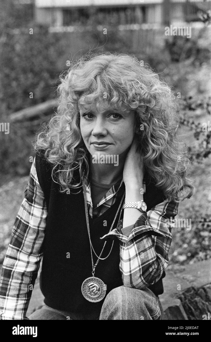 Hayley mills 1970s hi-res stock photography and images - Alamy