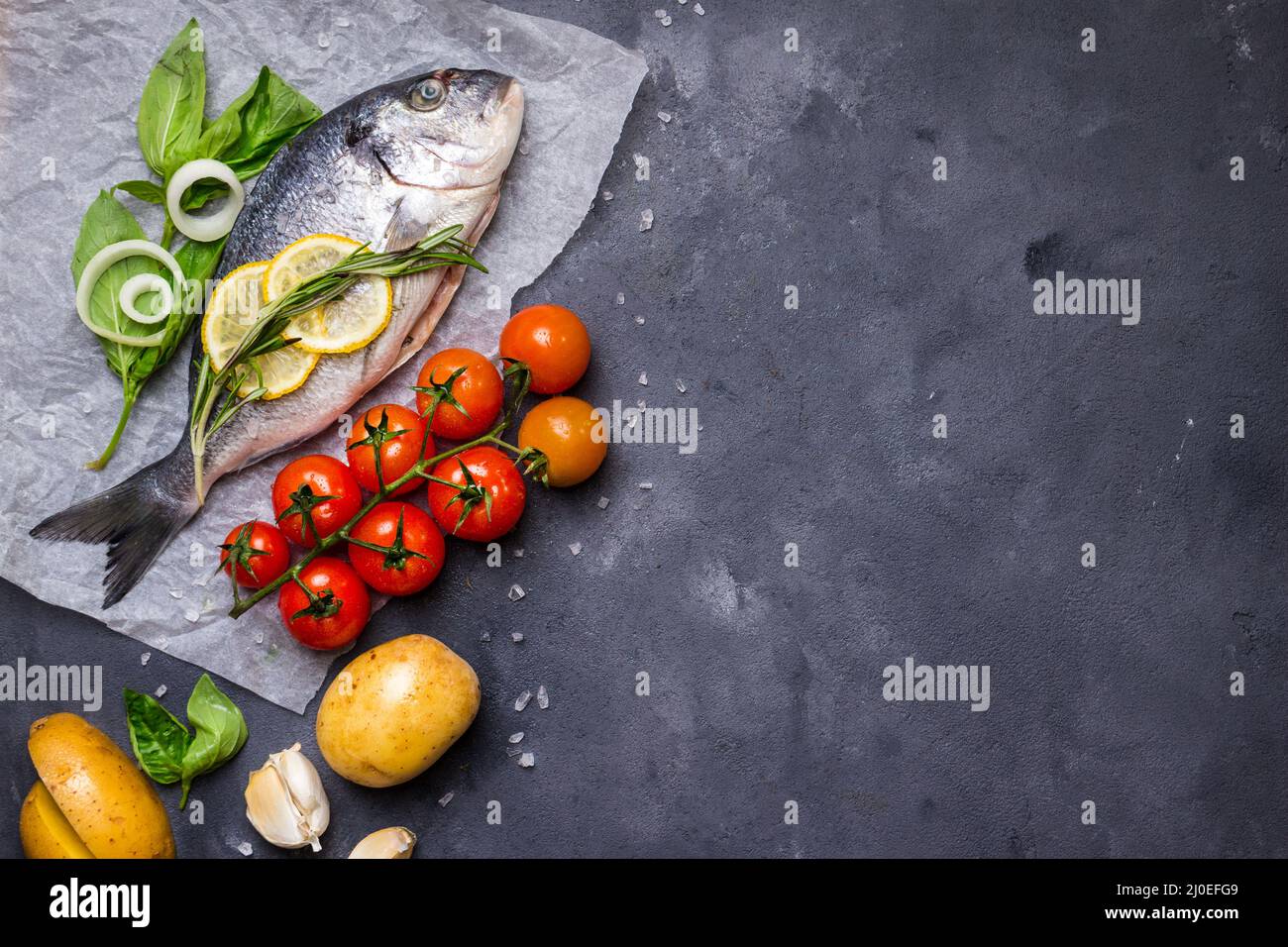 Fresh fish background Stock Photo - Alamy