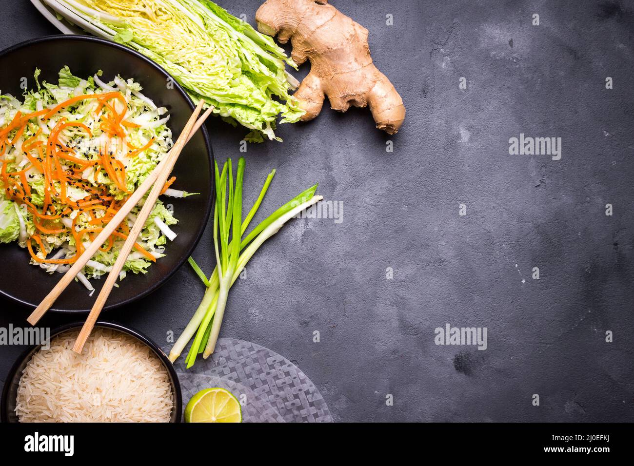 Vietnamese rice paper roll ingredients hi-res stock photography and ...