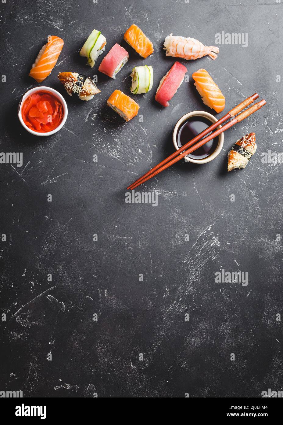 Mixed Japanese sushi set Stock Photo - Alamy