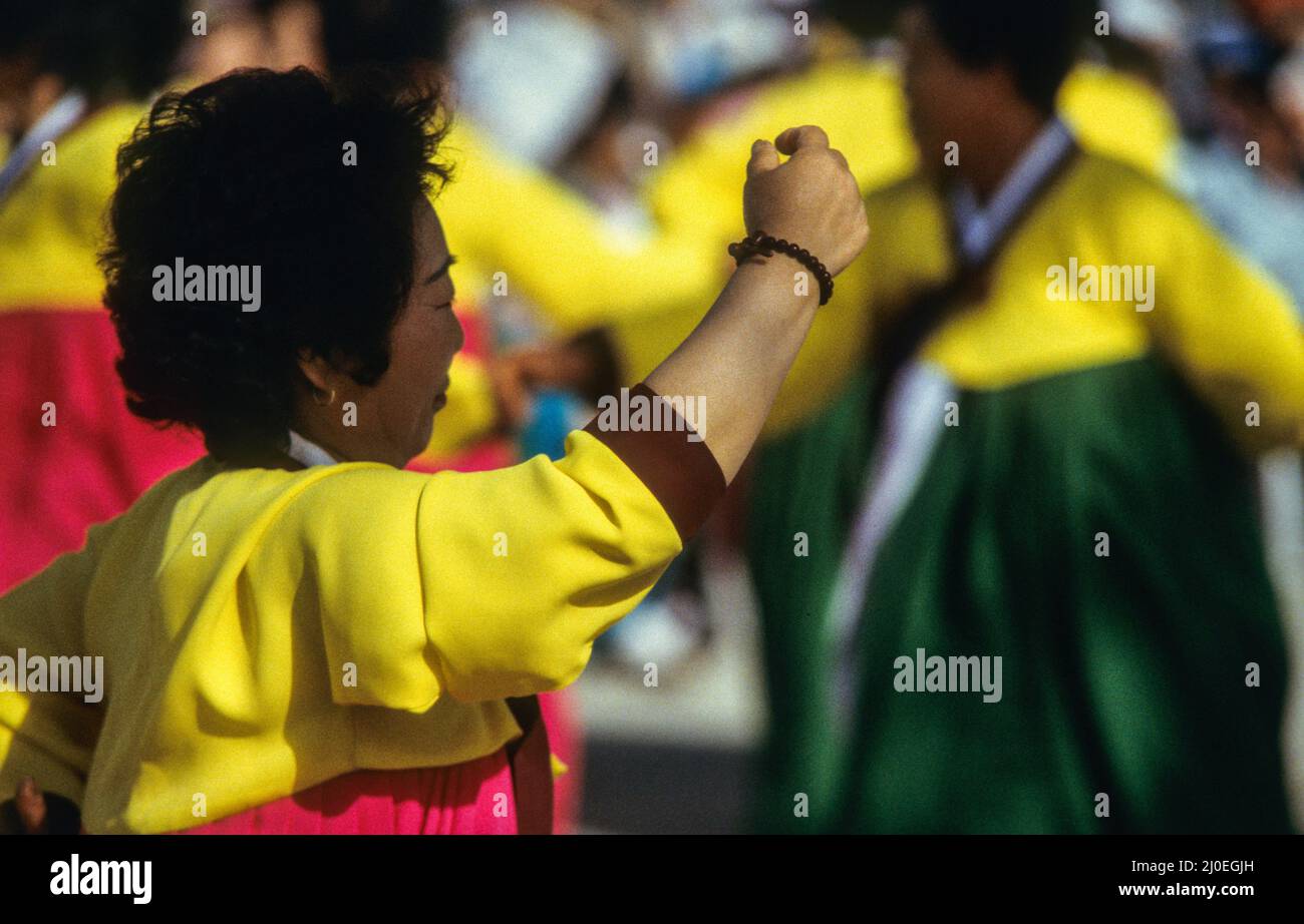 Women in traditional Hanbok dress performing a folk-dance at Damyang ...