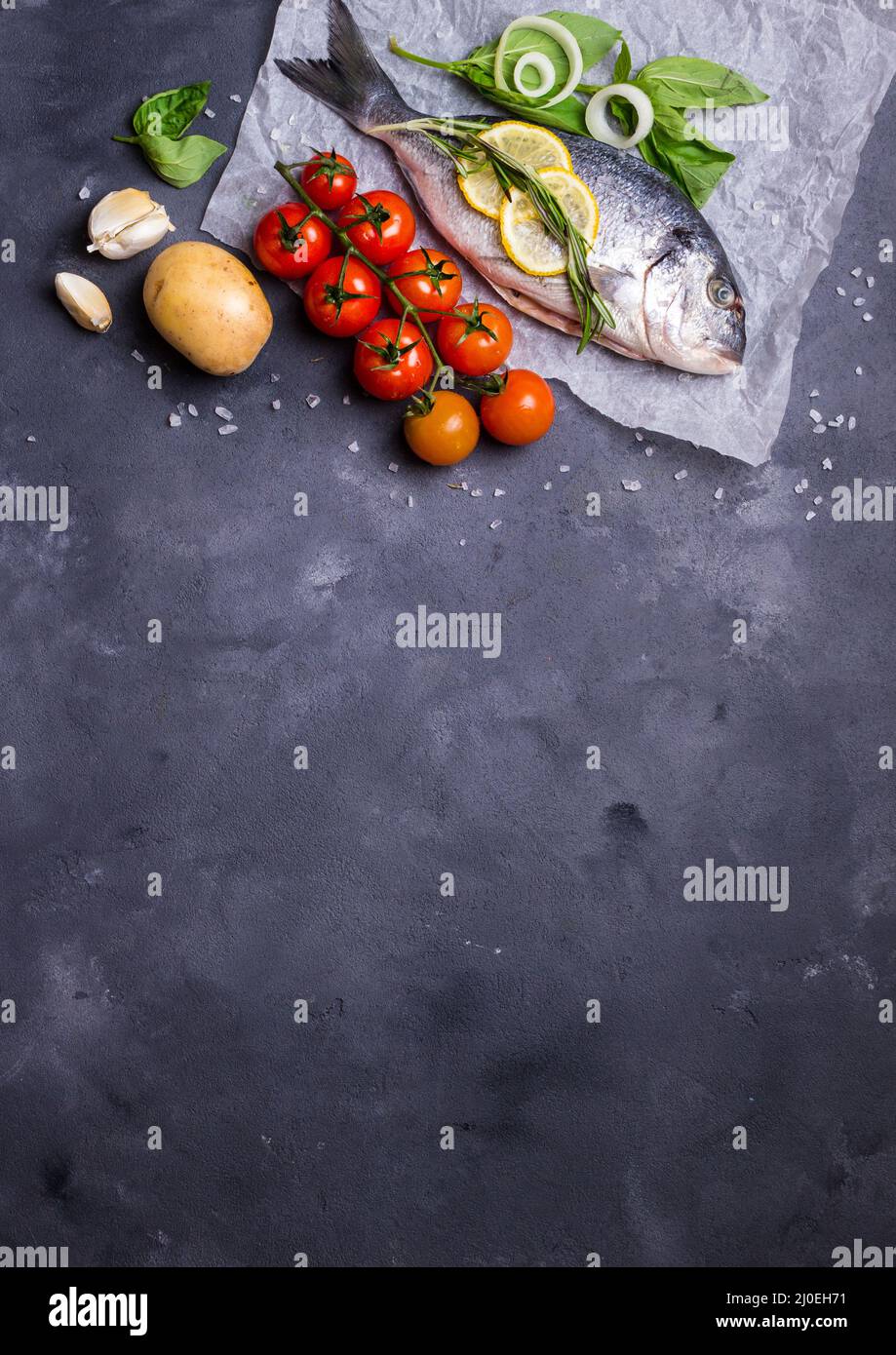 Fresh fish background Stock Photo - Alamy