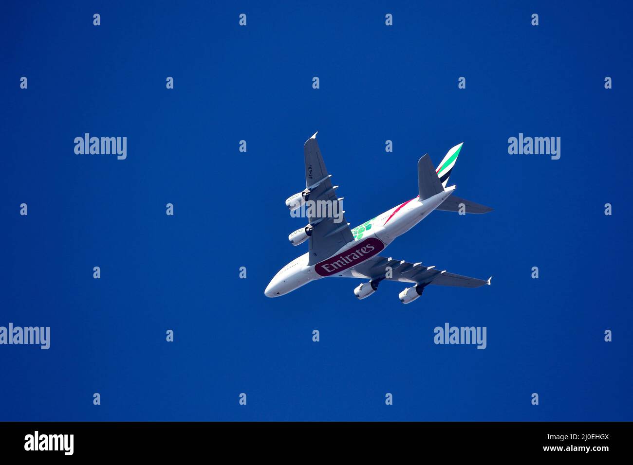 Logistics plane hi-res stock photography and images - Alamy