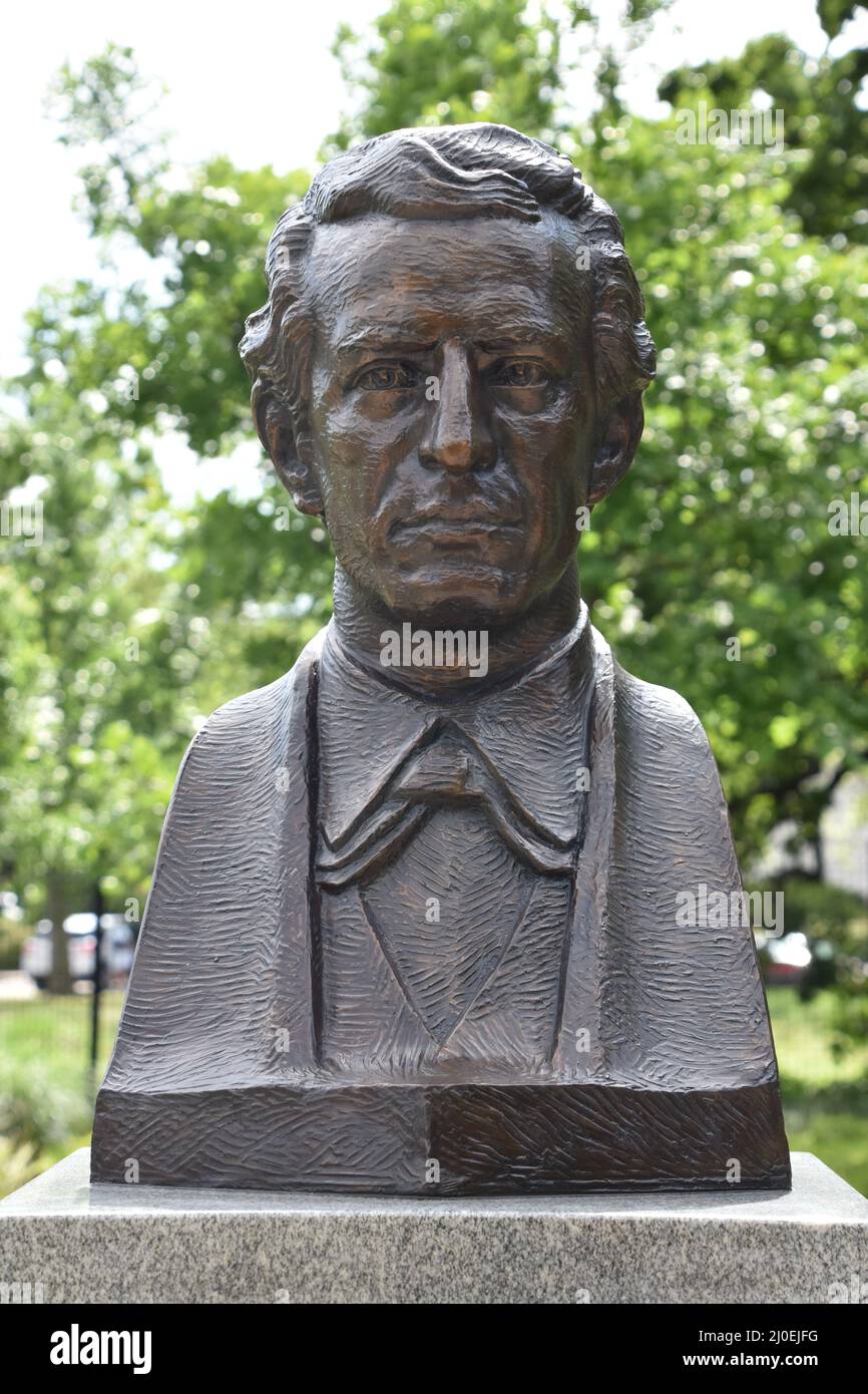 Vicente Rocafuerte at Hawkins Sculpture Walk at McGovern Centennial ...