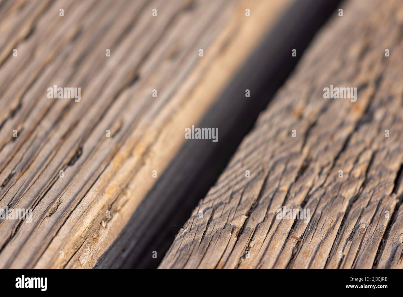 old dry weathered wood grain cracked and splintering Stock Photo - Alamy