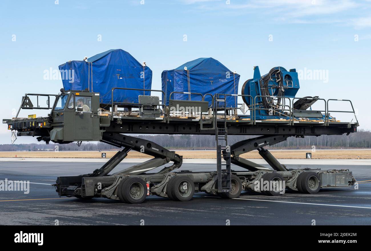 Staff Sgt. Brett Dehner, 436th Aerial Port Squadron ramp services ...