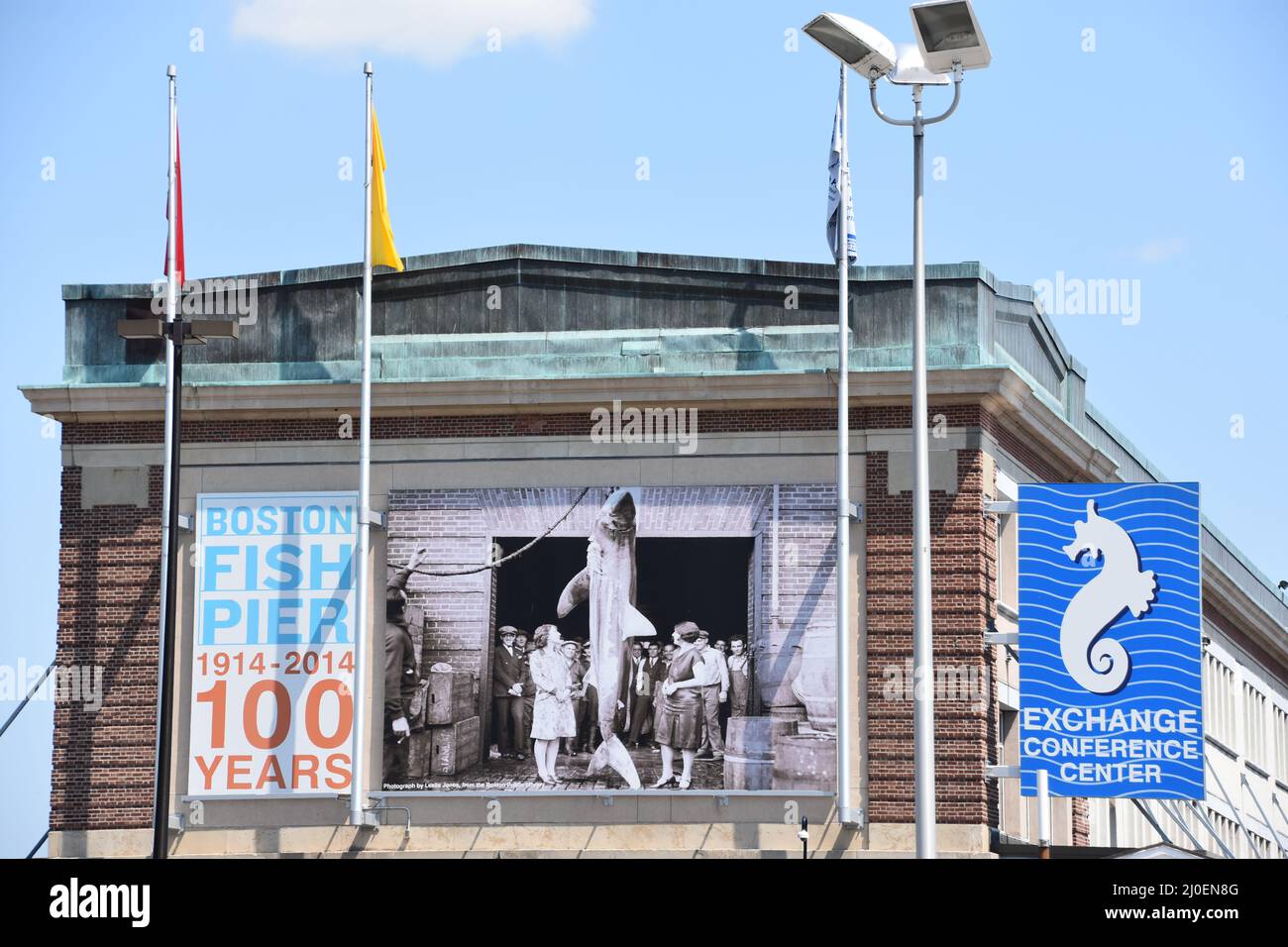Boston fish pier hi-res stock photography and images - Alamy