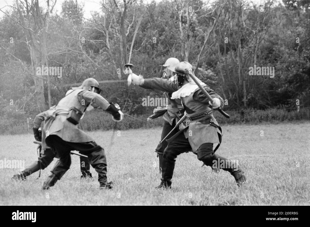 The Siege of Reading, 1643, Tilehurst. English Civil War, re-enactment ...