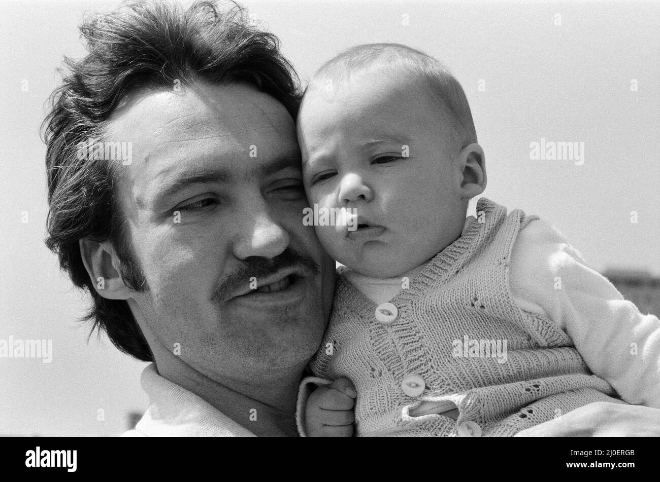 Larry lamb son Black and White Stock Photos & Images - Alamy