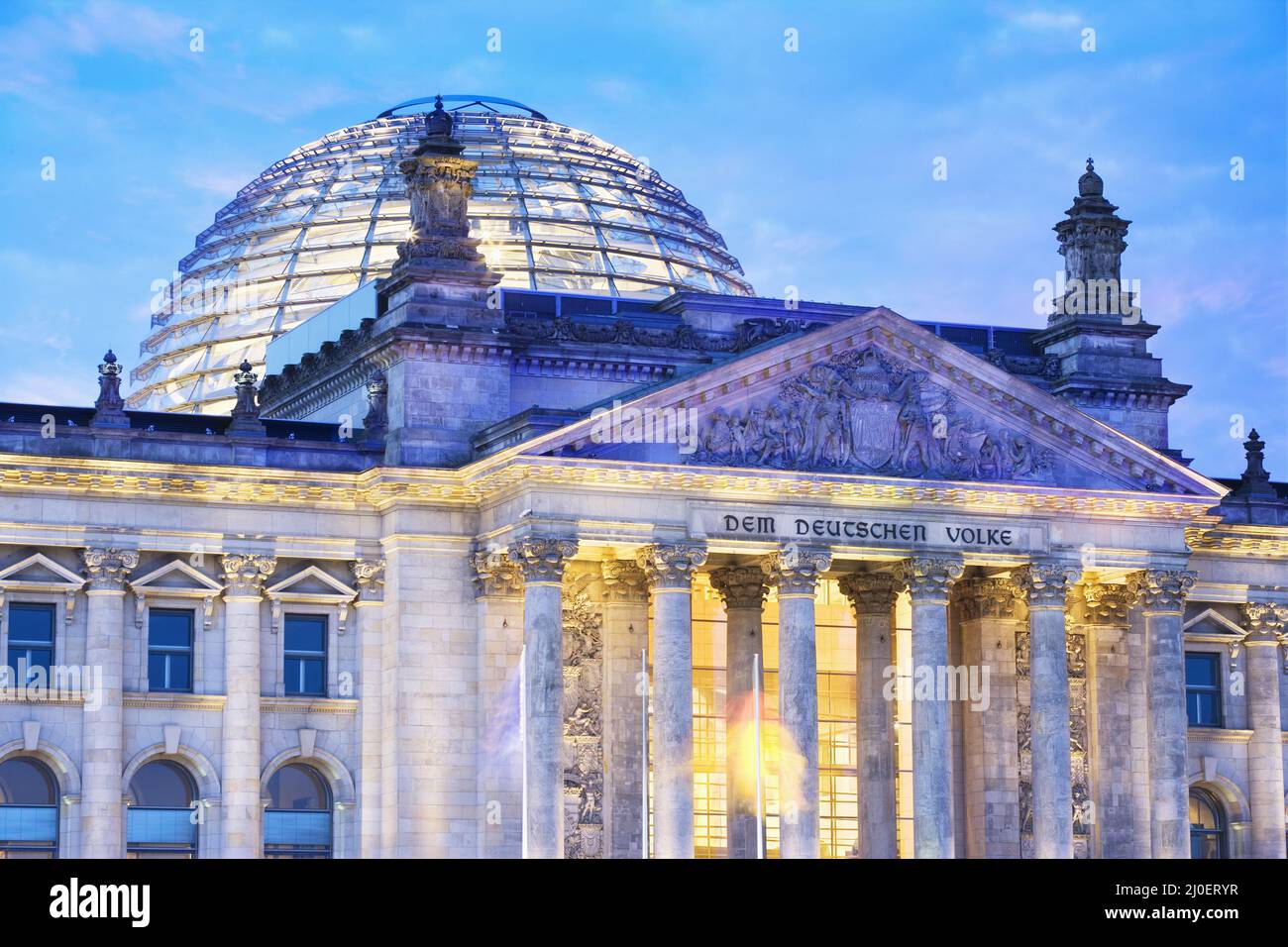 Berlin close up reichstag building hi-res stock photography and images ...