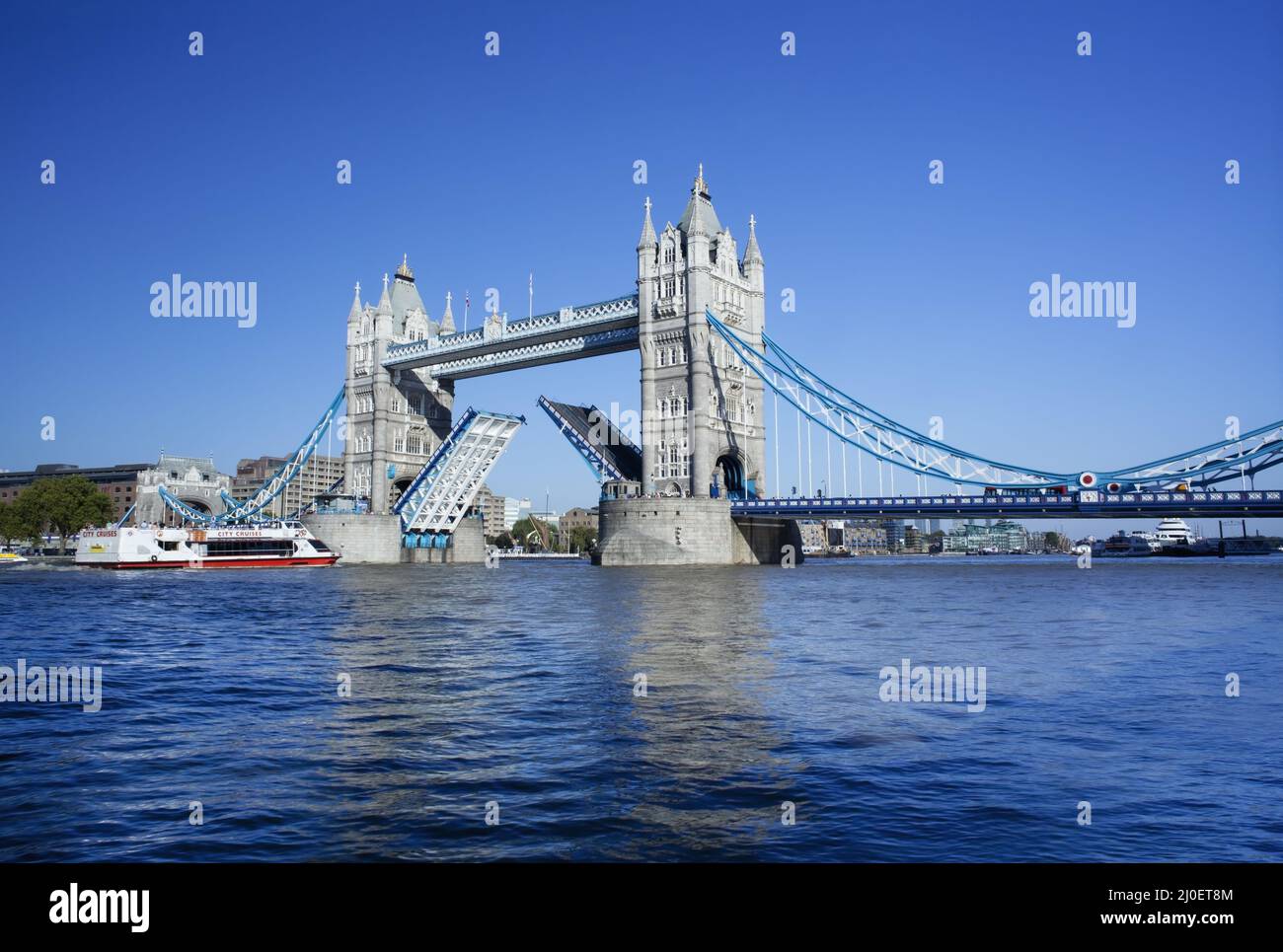 Tower Bridge and the River Thames with the Drawbridge raised. Tower ...