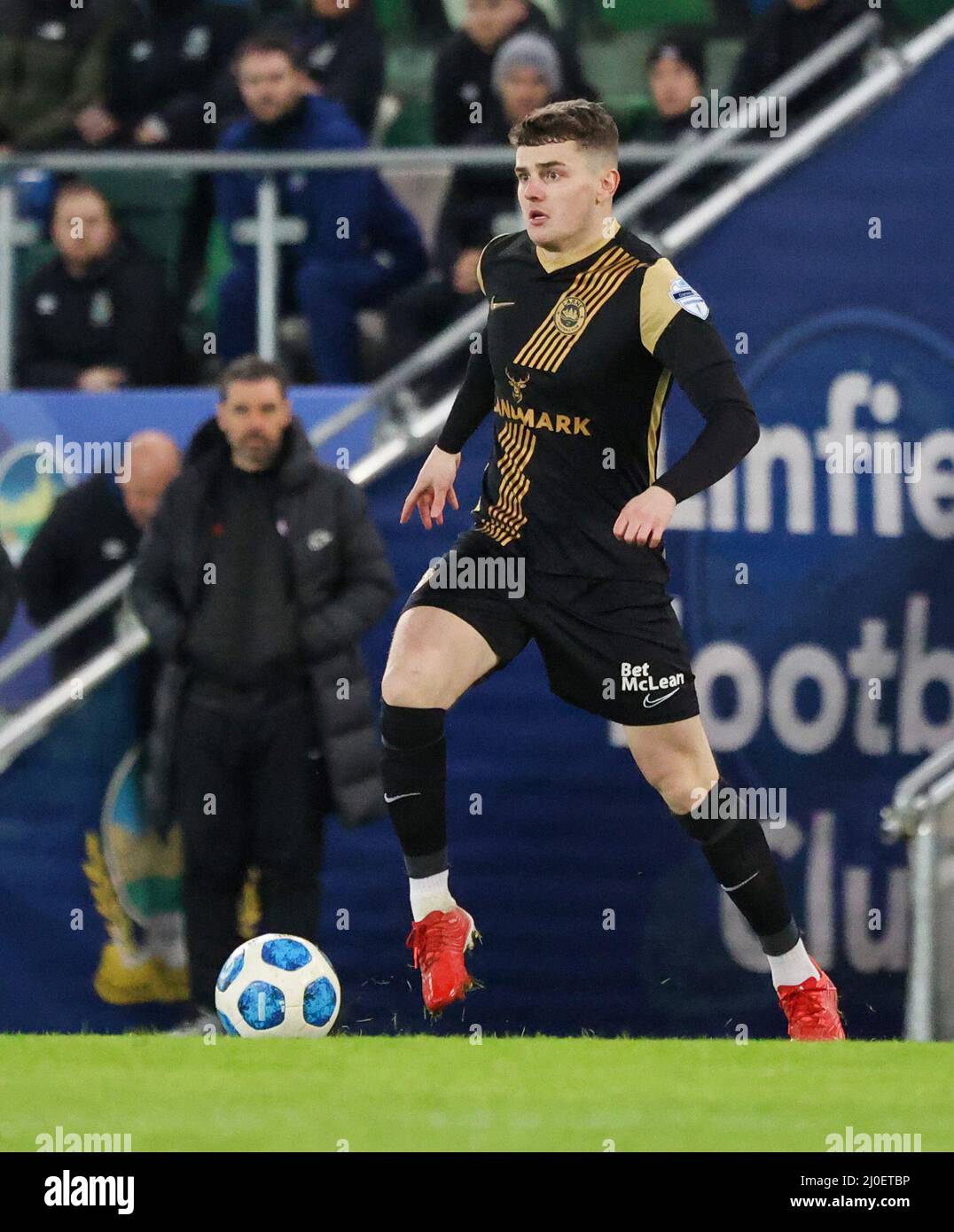 Ronan hale irish league player hi-res stock photography and images - Alamy