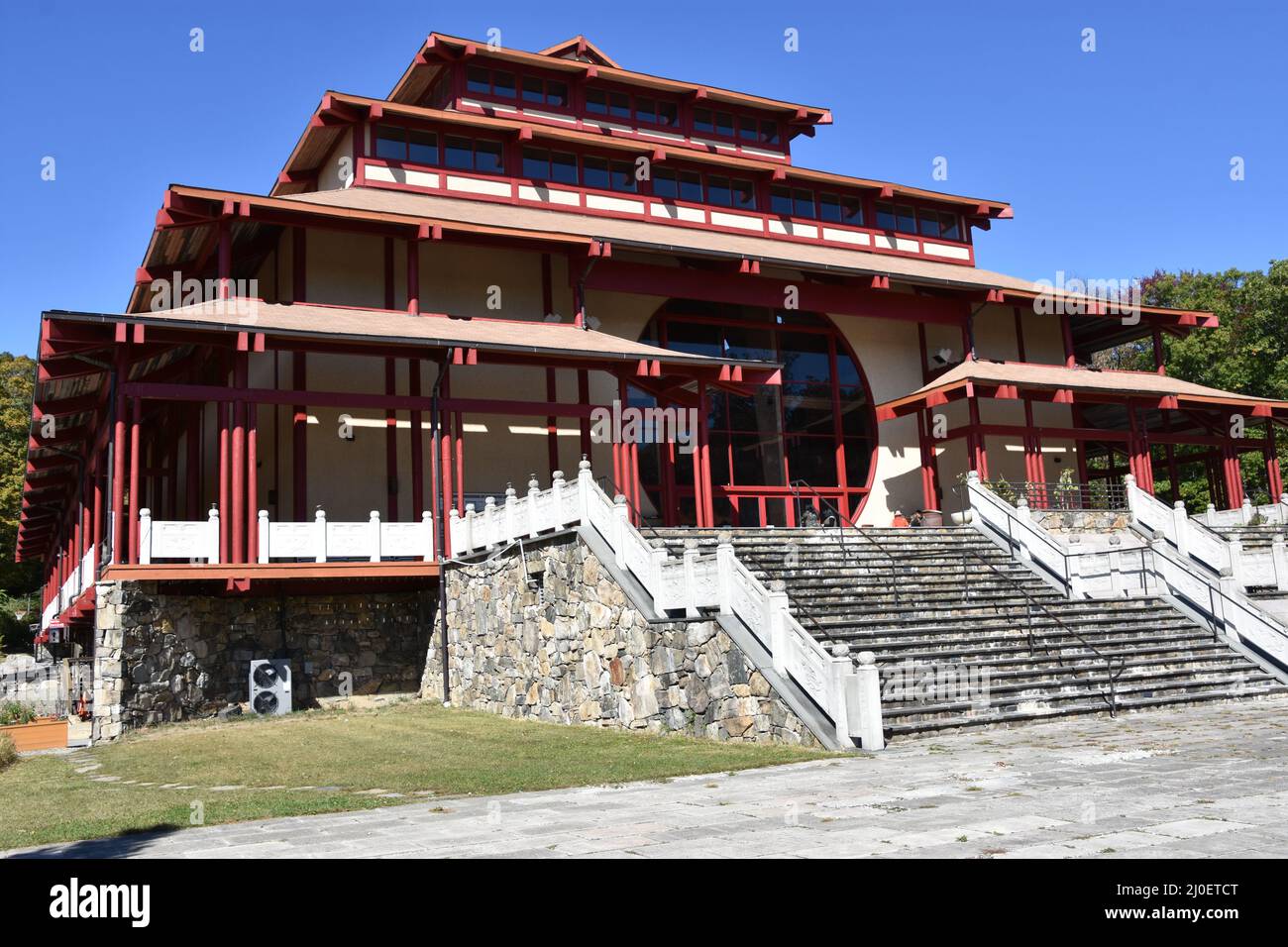 Chuang Yen Monastery in Carmel Hamlet in New York Stock Photo - Alamy