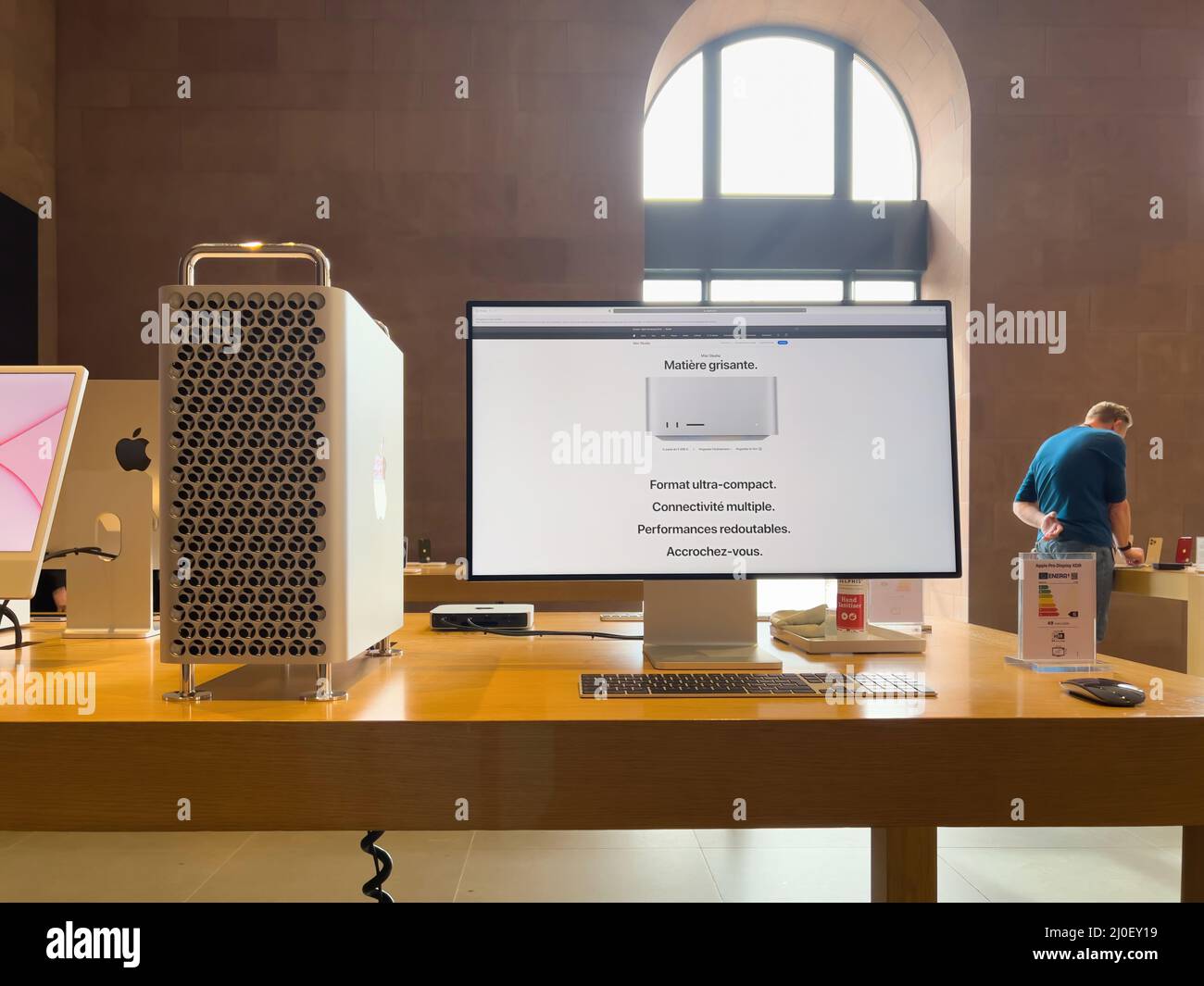 Apple Desktop Computer 2022