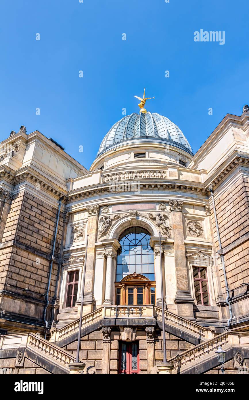 University of dresden hi-res stock photography and images - Alamy