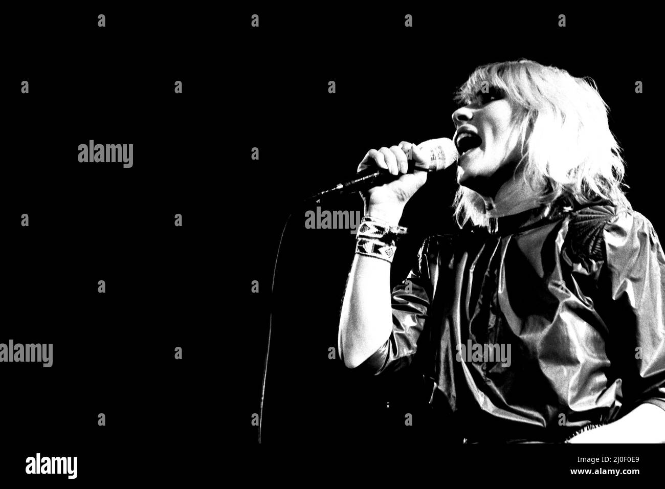 Debbie harry blondie on stage Black and White Stock Photos & Images - Alamy