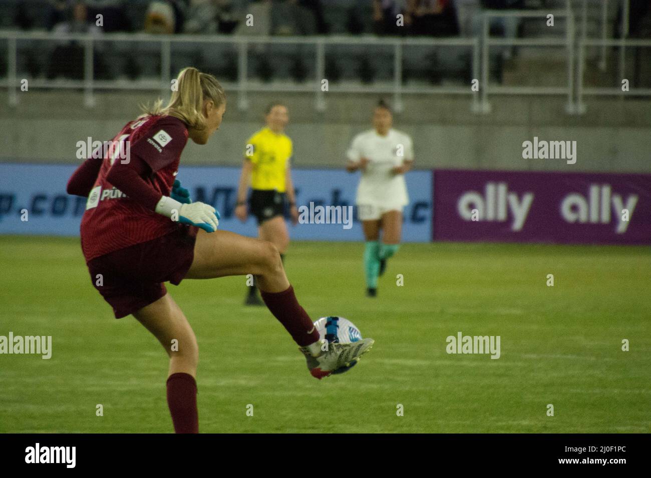 Deft game hi-res stock photography and images - Alamy