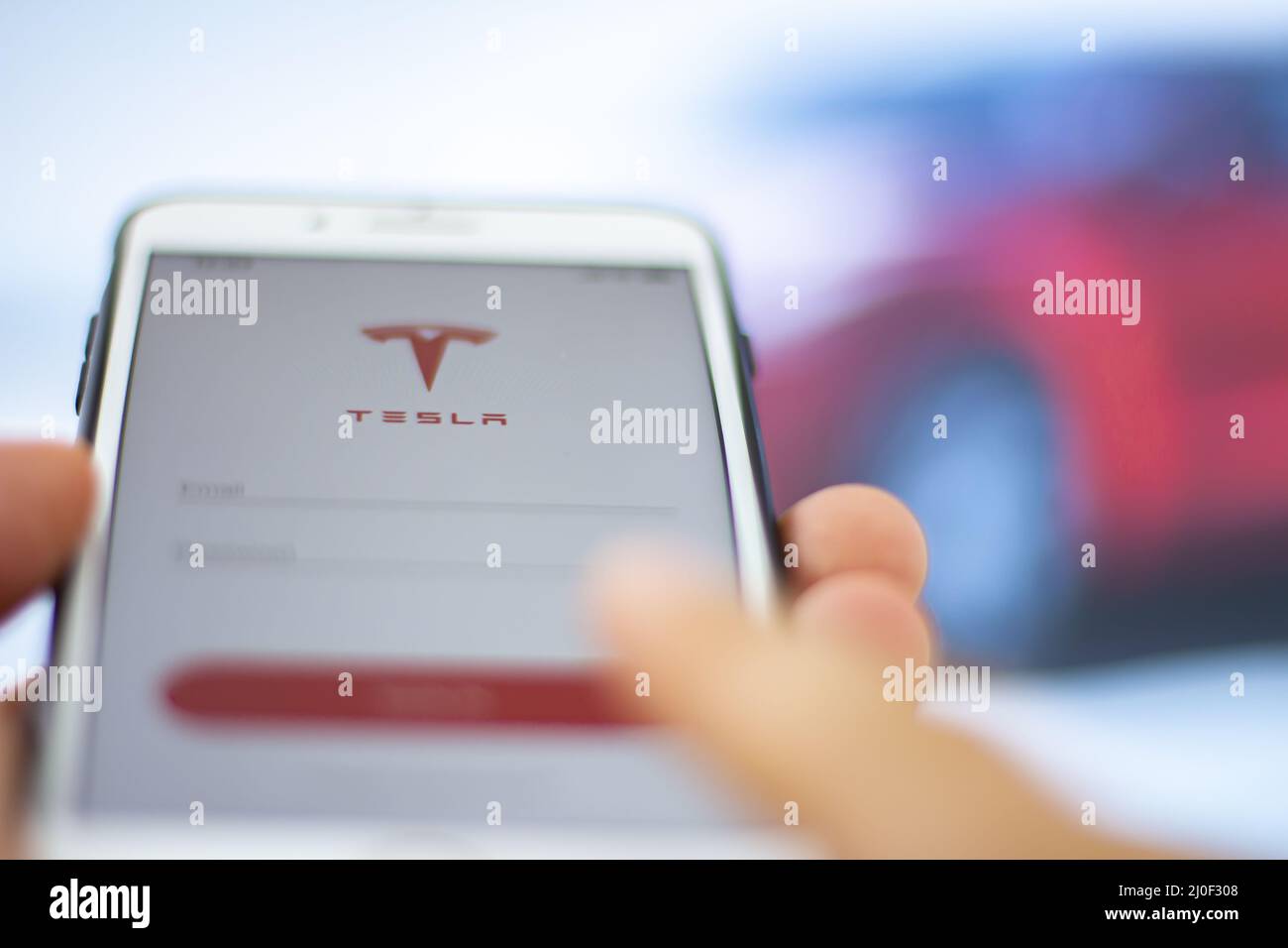 Tesla app interface hi-res stock photography and images - Alamy