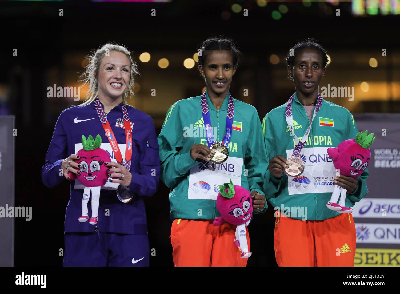 Belgrade, Serbia. 18th Mar, 2022. Silver medalist Elinor Purrier St ...