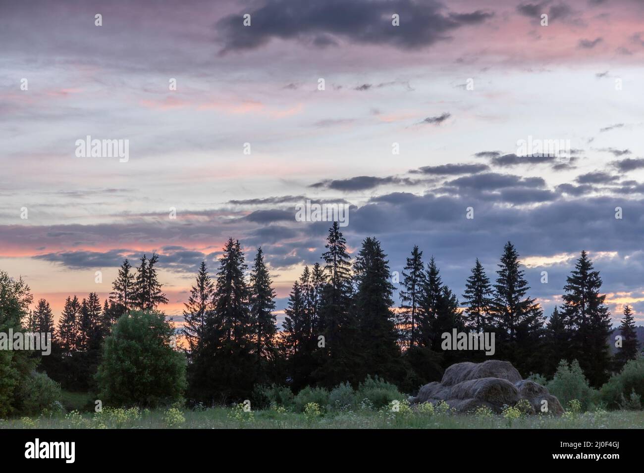 Bright scenic morning view hi-res stock photography and images - Alamy