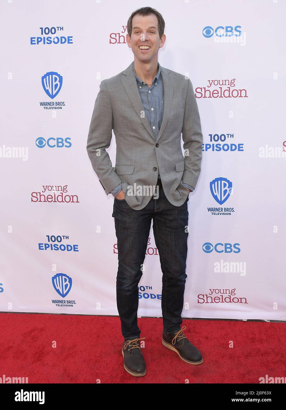 Matt Hobby arrives at the Premiere Of Warner Bros. 100th Episode Of ...