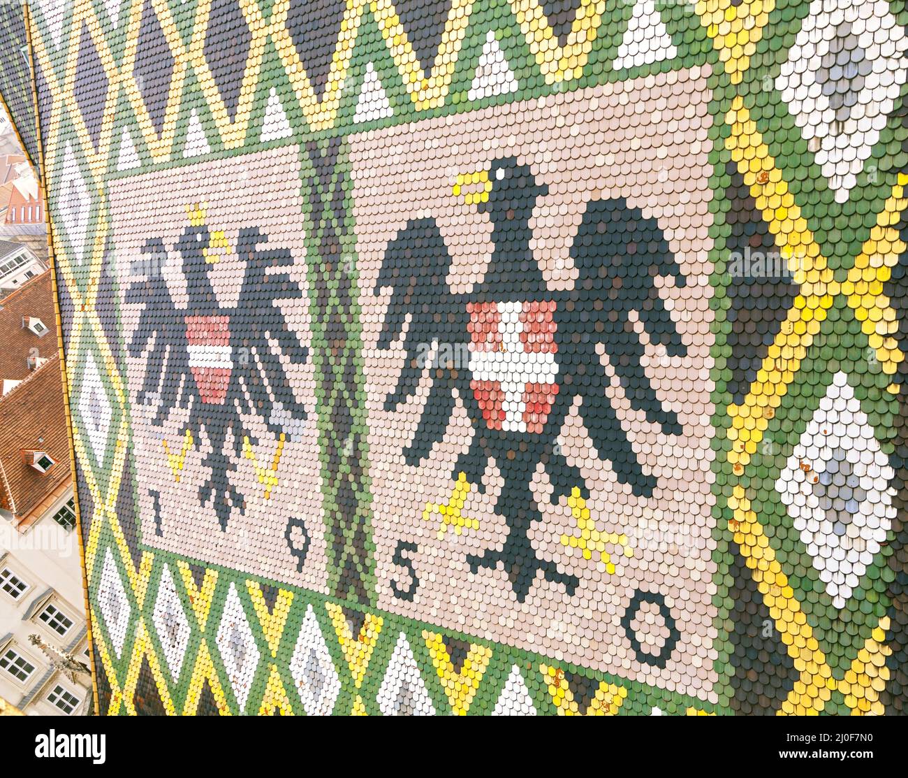 Austrian coat of arms on roof of Stephansdom cathedral, Vienna Stock ...