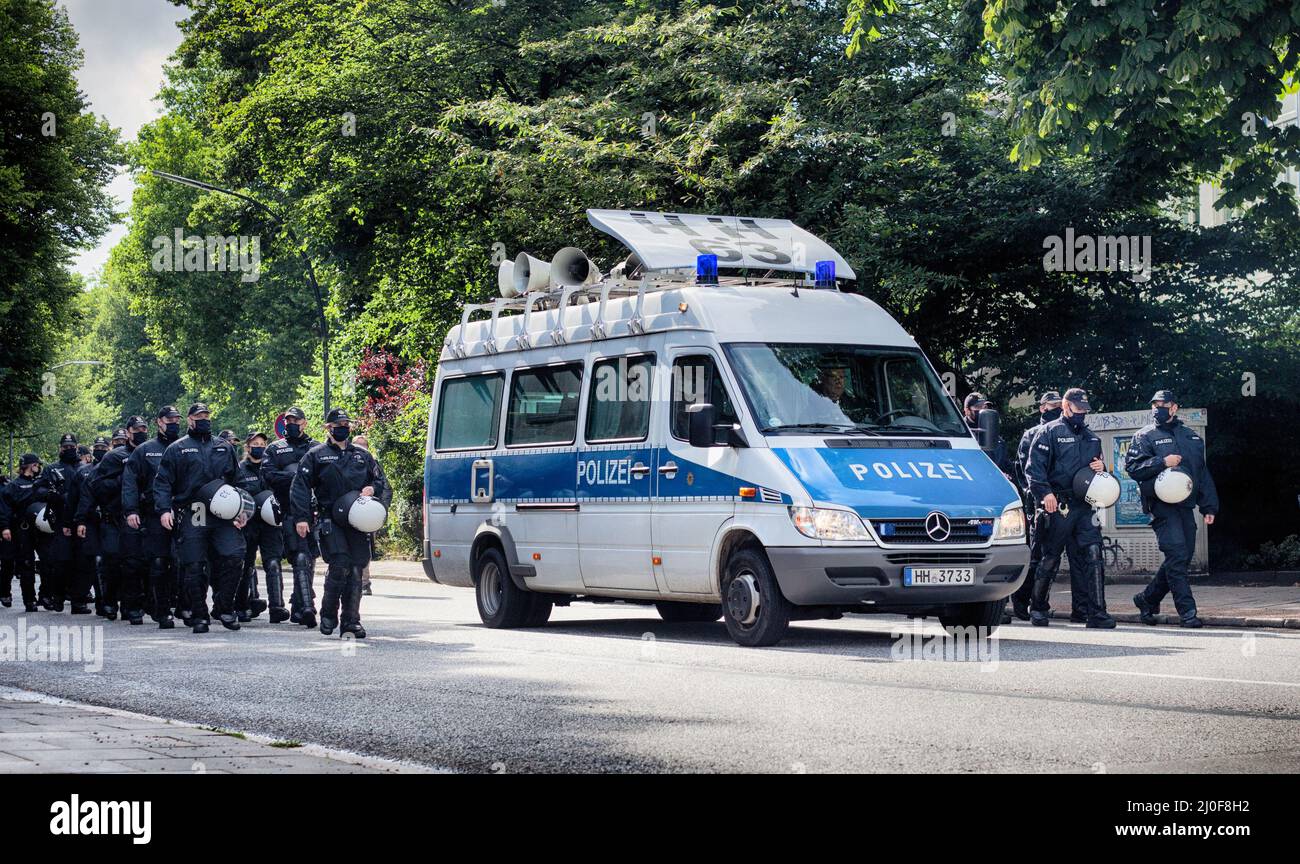 Police platoon hi-res stock photography and images - Alamy