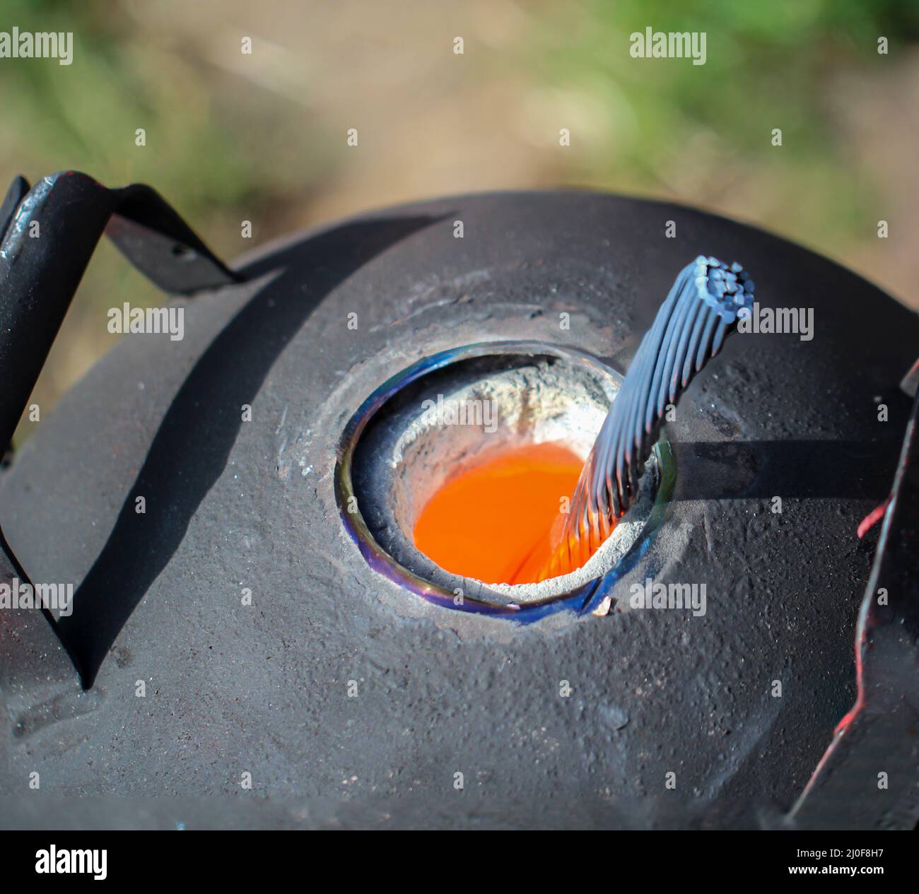 Shock melting hi-res stock photography and images - Alamy