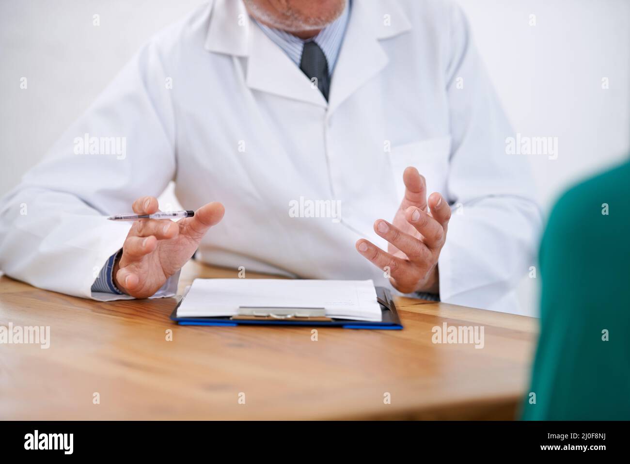 Explaining with hand hi-res stock photography and images - Alamy