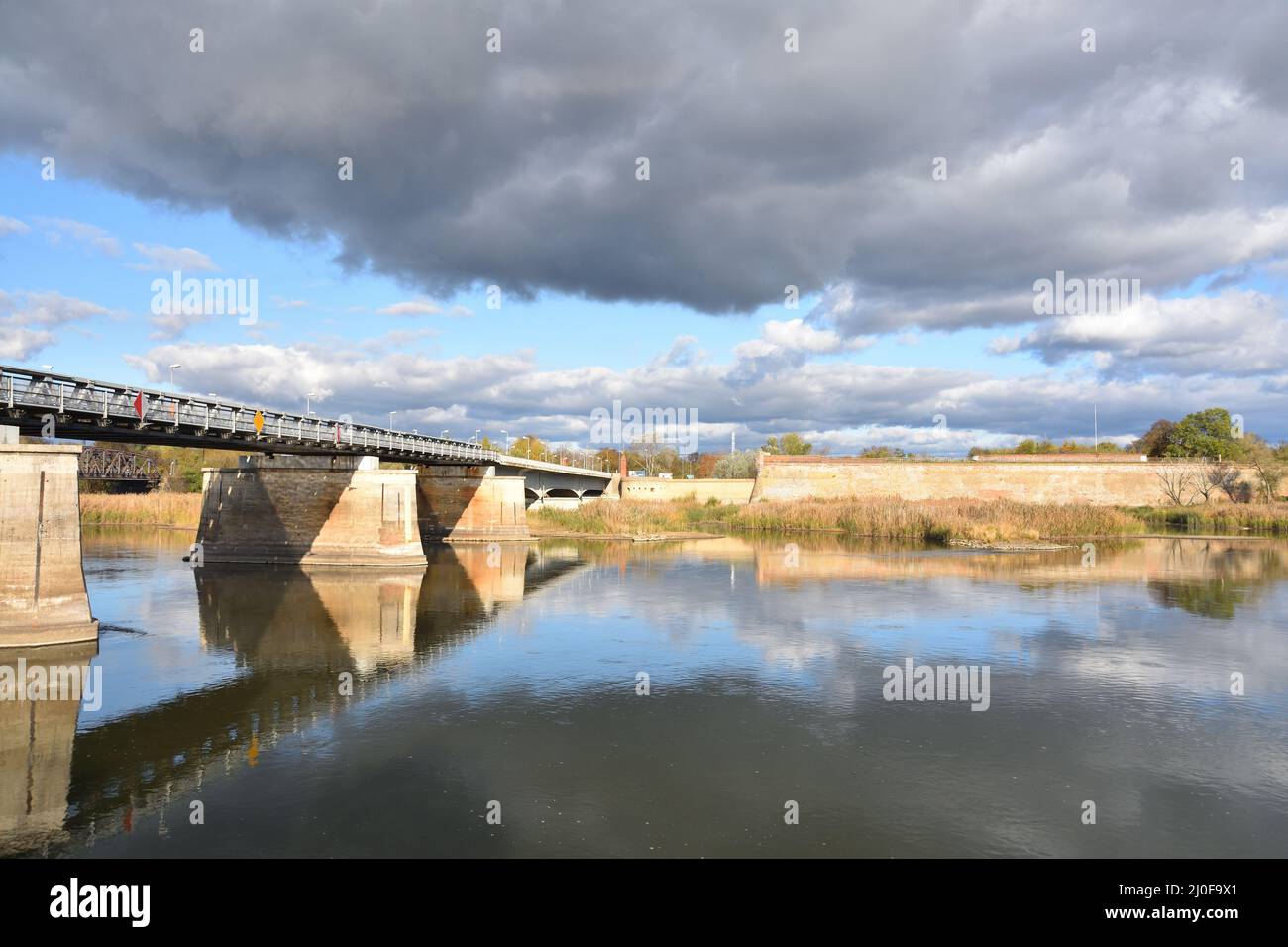 Border bridge over oder river hi-res stock photography and images - Alamy