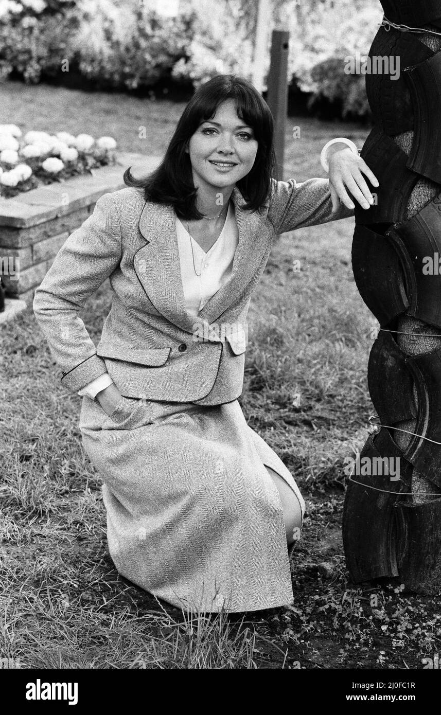 Newsreader Anna Ford at the Chelsea Flower Show. her. 21st May 1979 ...