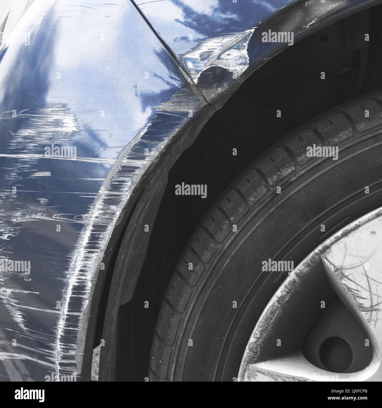 Dented vehicle hi-res stock photography and images - Alamy