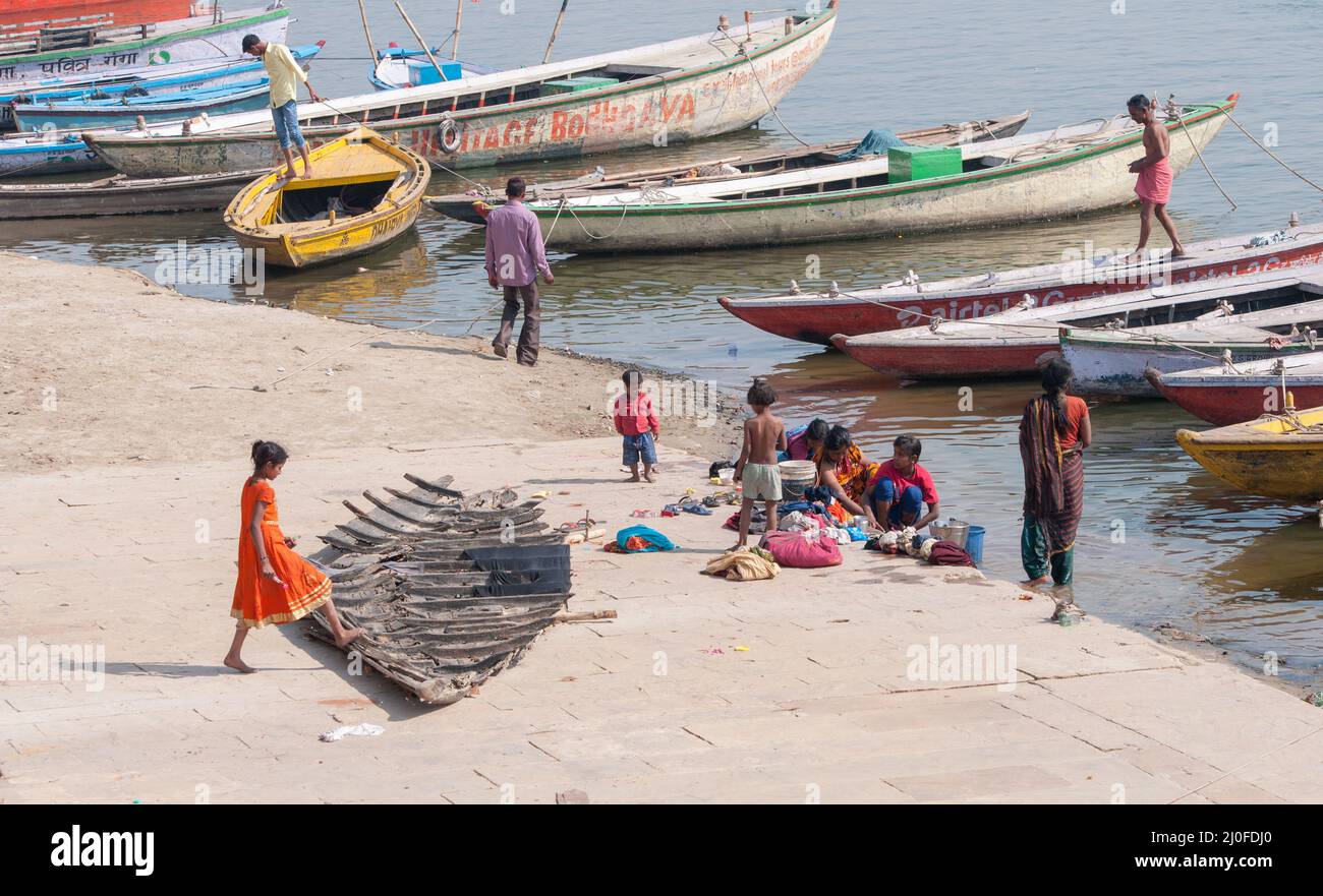 River bank fishing place hi-res stock photography and images - Alamy