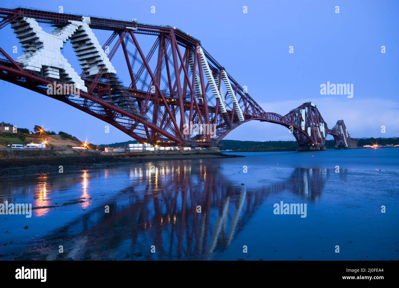 Forth railway bridge construction hi-res stock photography and images ...