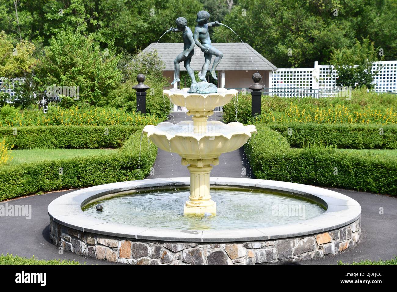 Lasdon park hi-res stock photography and images - Alamy