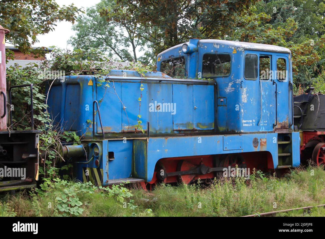 Details of a shunting locomotive or a company locomotive for shunting ...