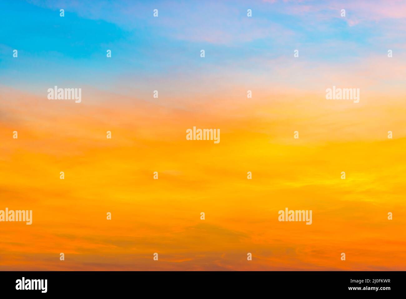 Colorful sky sun hi-res stock photography and images - Alamy