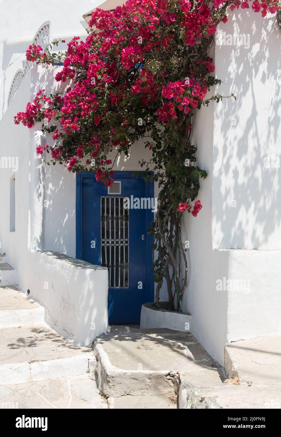 Entrance to greek house hi-res stock photography and images - Alamy
