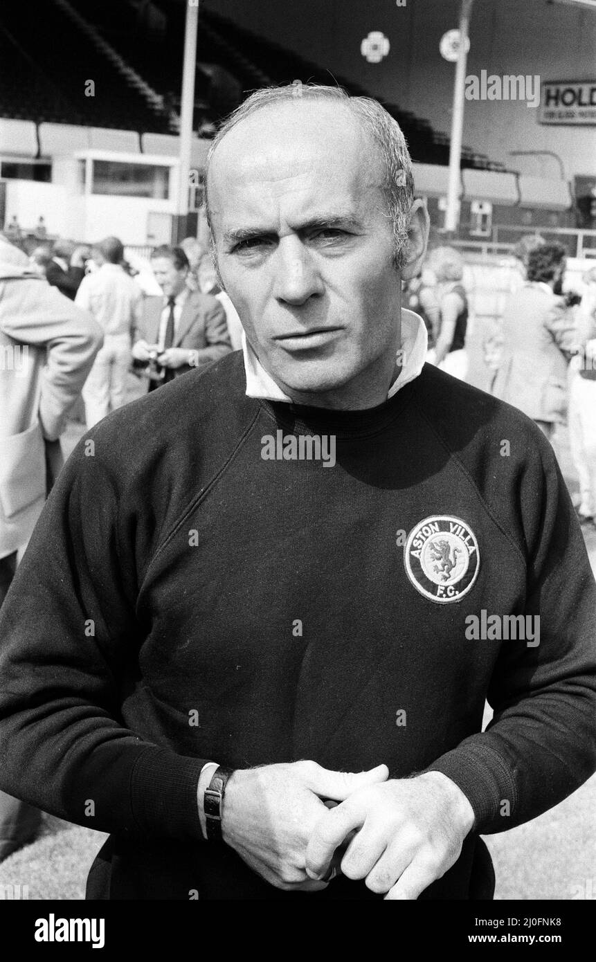 Ron saunders hi-res stock photography and images - Alamy