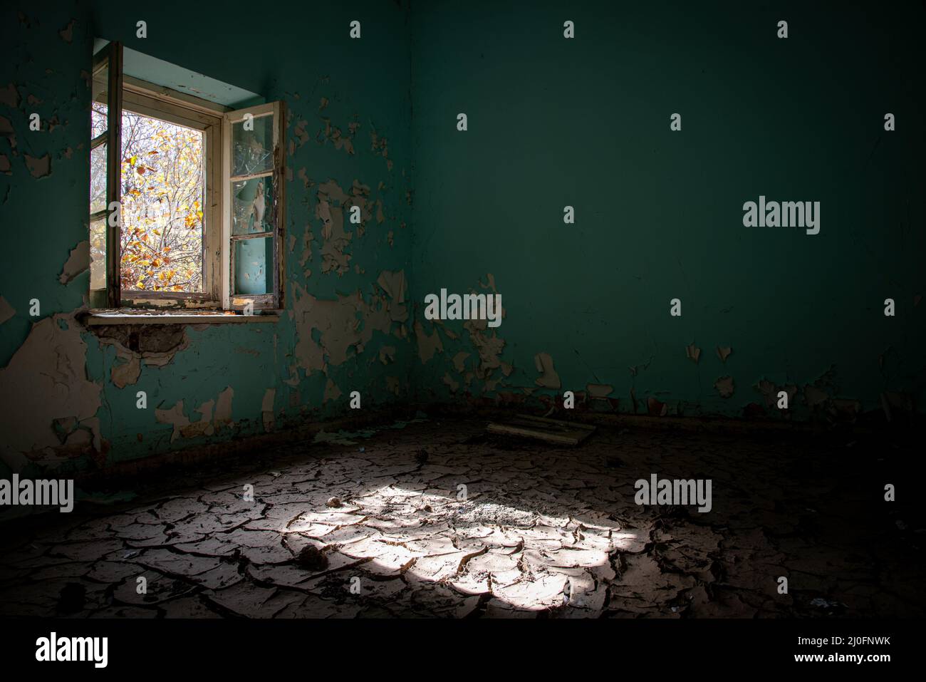 Mud house interior hi-res stock photography and images - Alamy