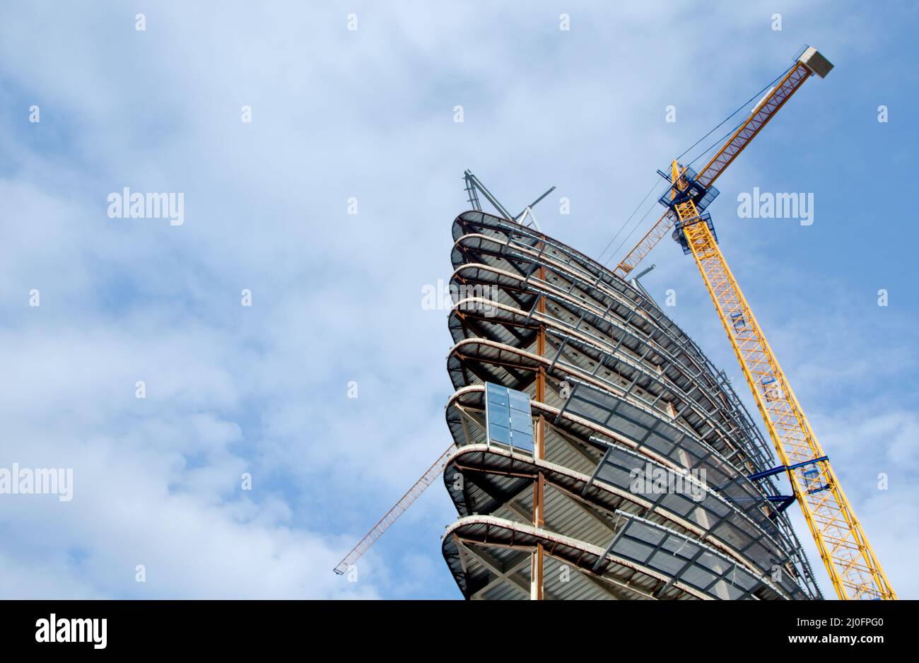 Construction of a modern building Stock Photo - Alamy