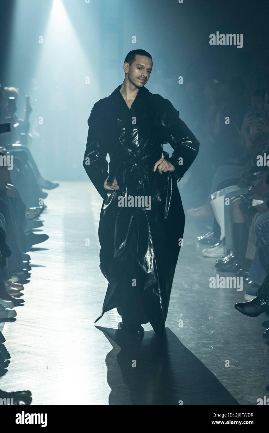 New York, NY - March 18, 2022: Model walks runway for designer Willy ...